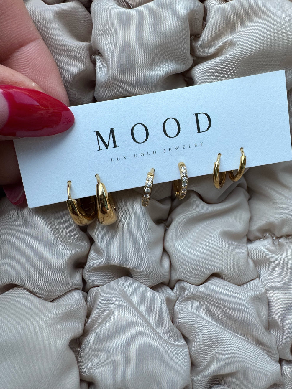 Golden Essentials Huggie Set – MOOD