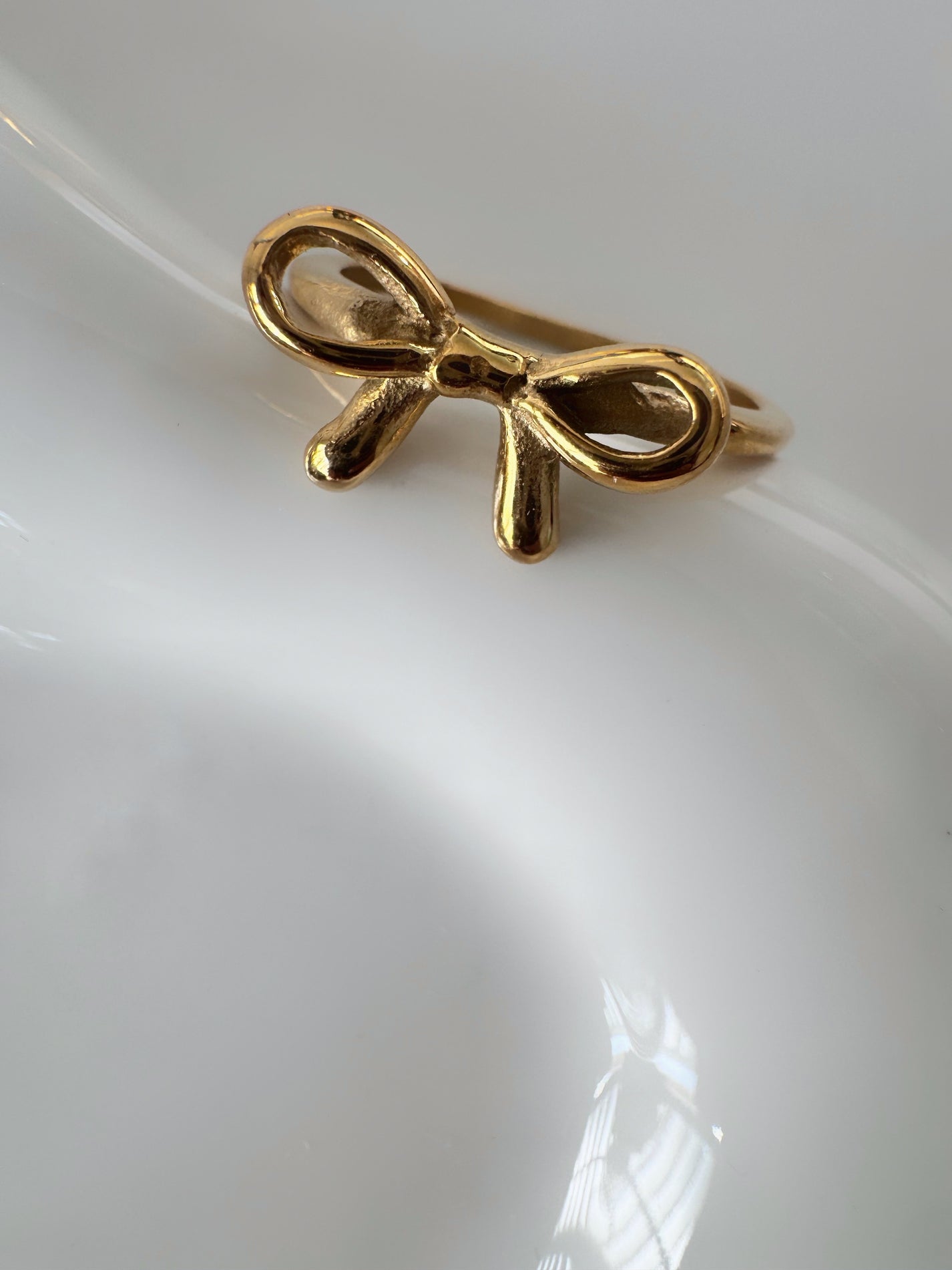 Dainty Bow Ring – MOOD